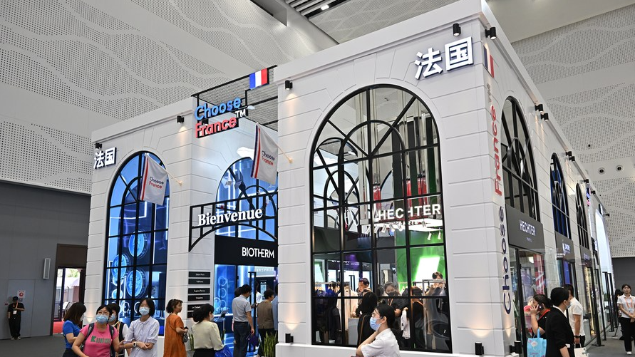 French companies to step up investment in China