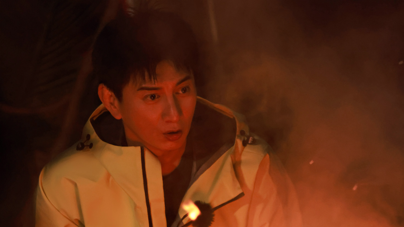 A cast of castaways' celeb island intrigue