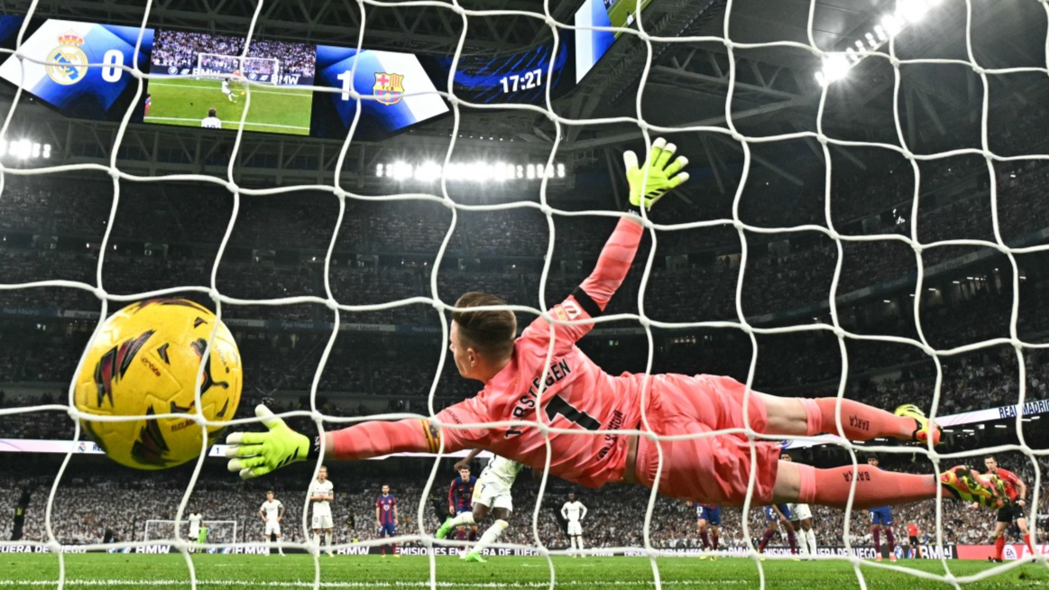 Bellingham's strike hands Real comeback win over Barcelona