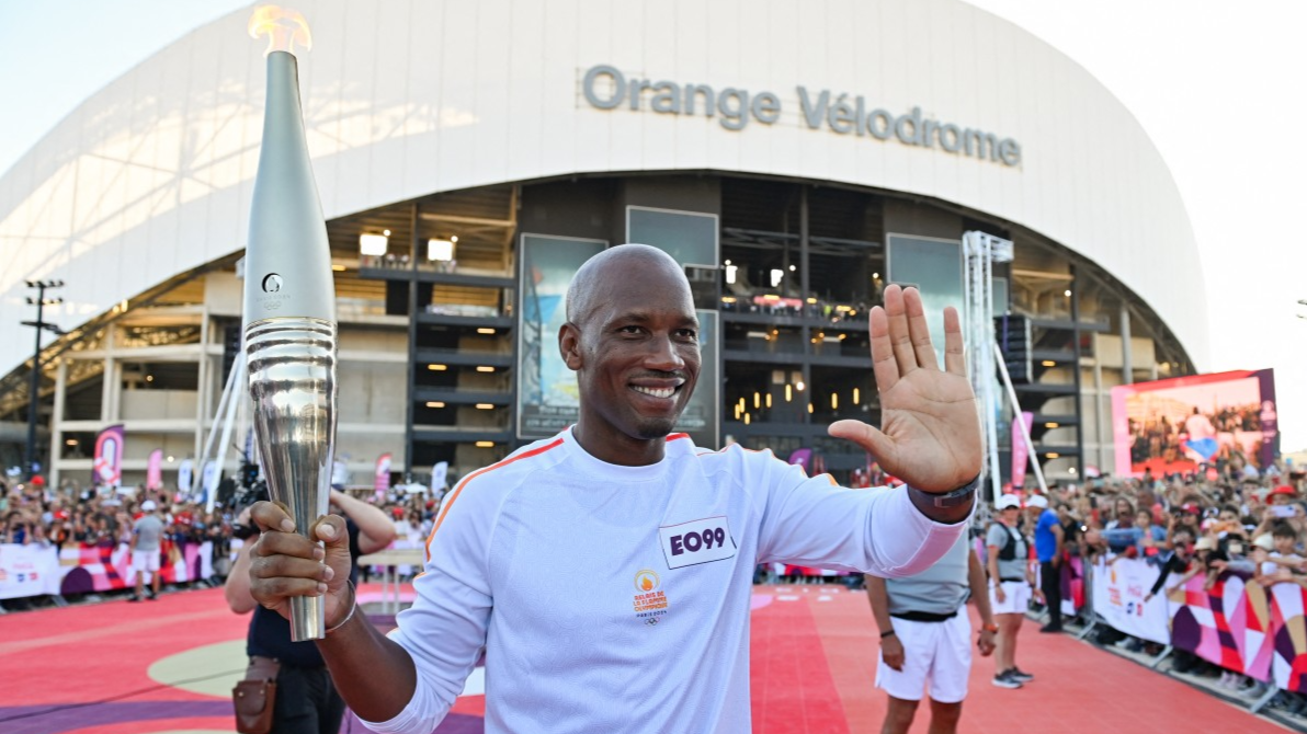 Olympic torch relay completes first day in France