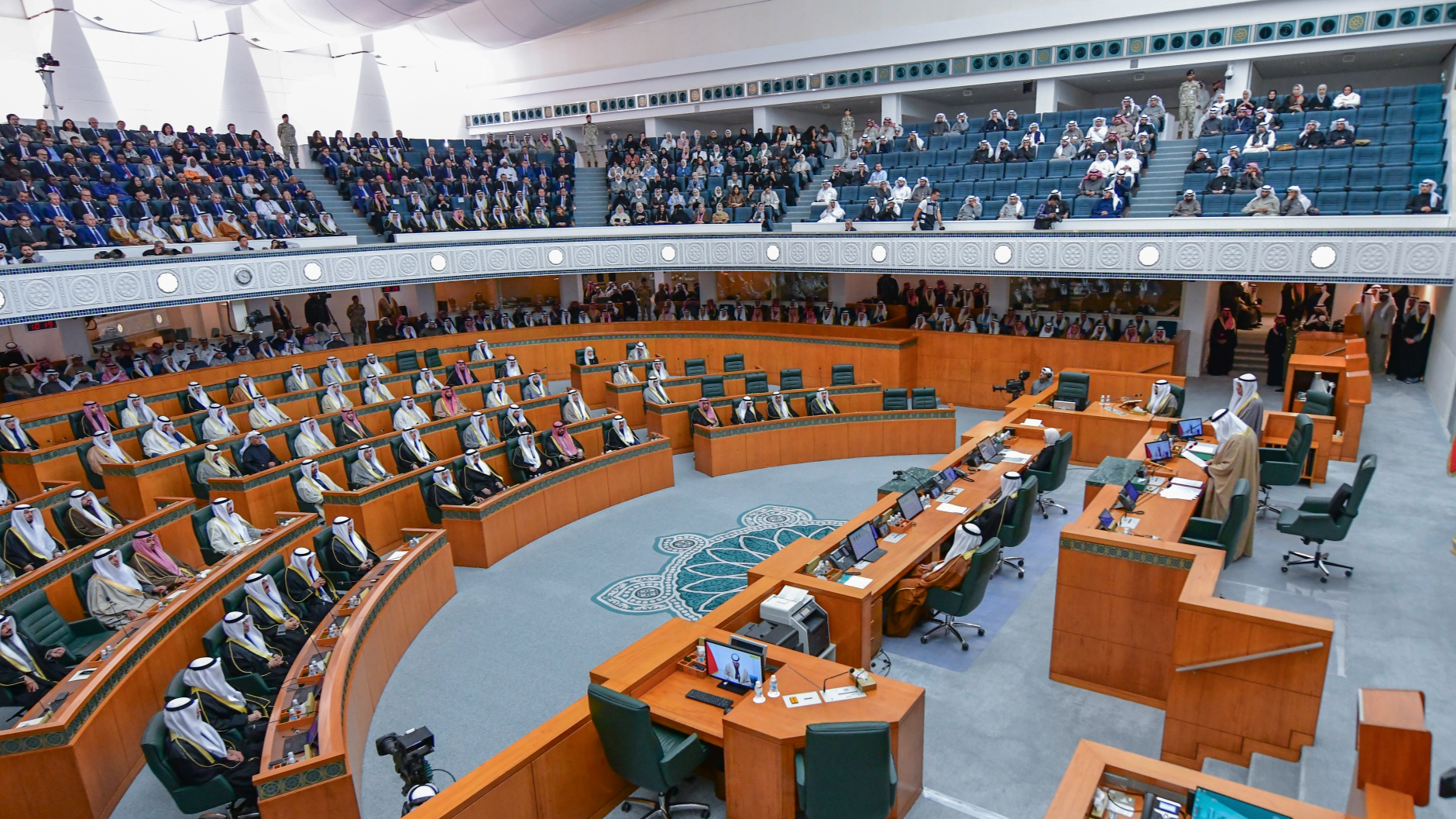 Kuwait announces new government