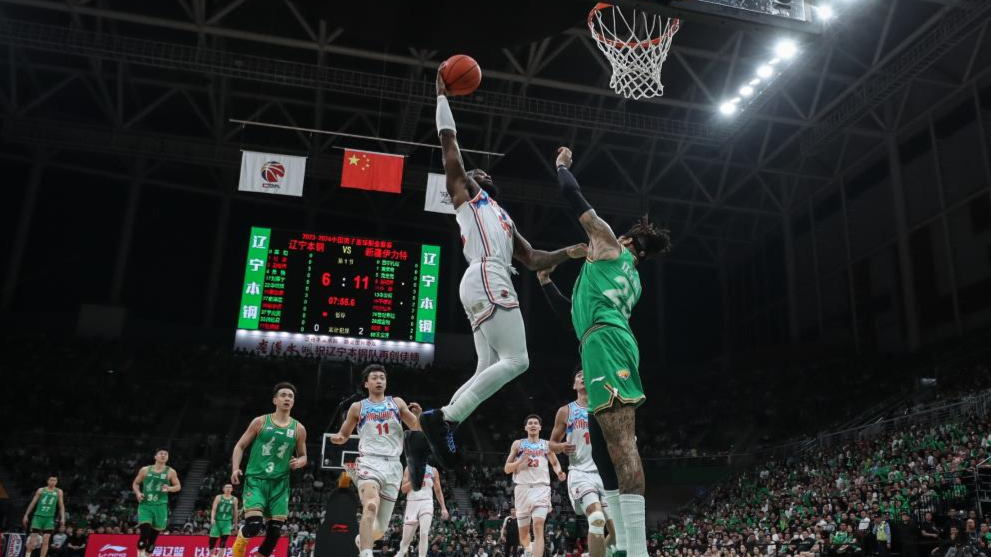 Liaoning Leopards take 2-0 lead over Xinjiang Tigers in CBA Finals