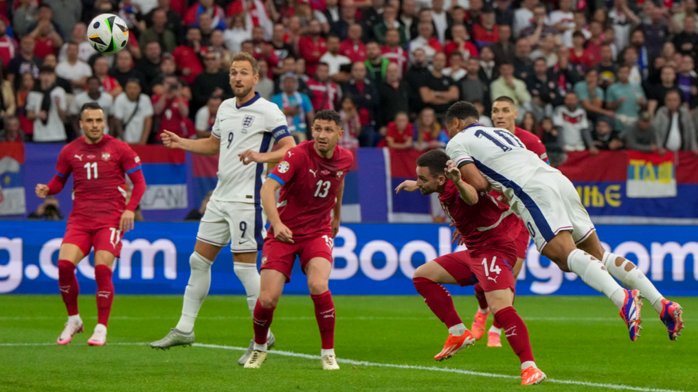 England hang on to beat Serbia 1-0 with Bellingham header