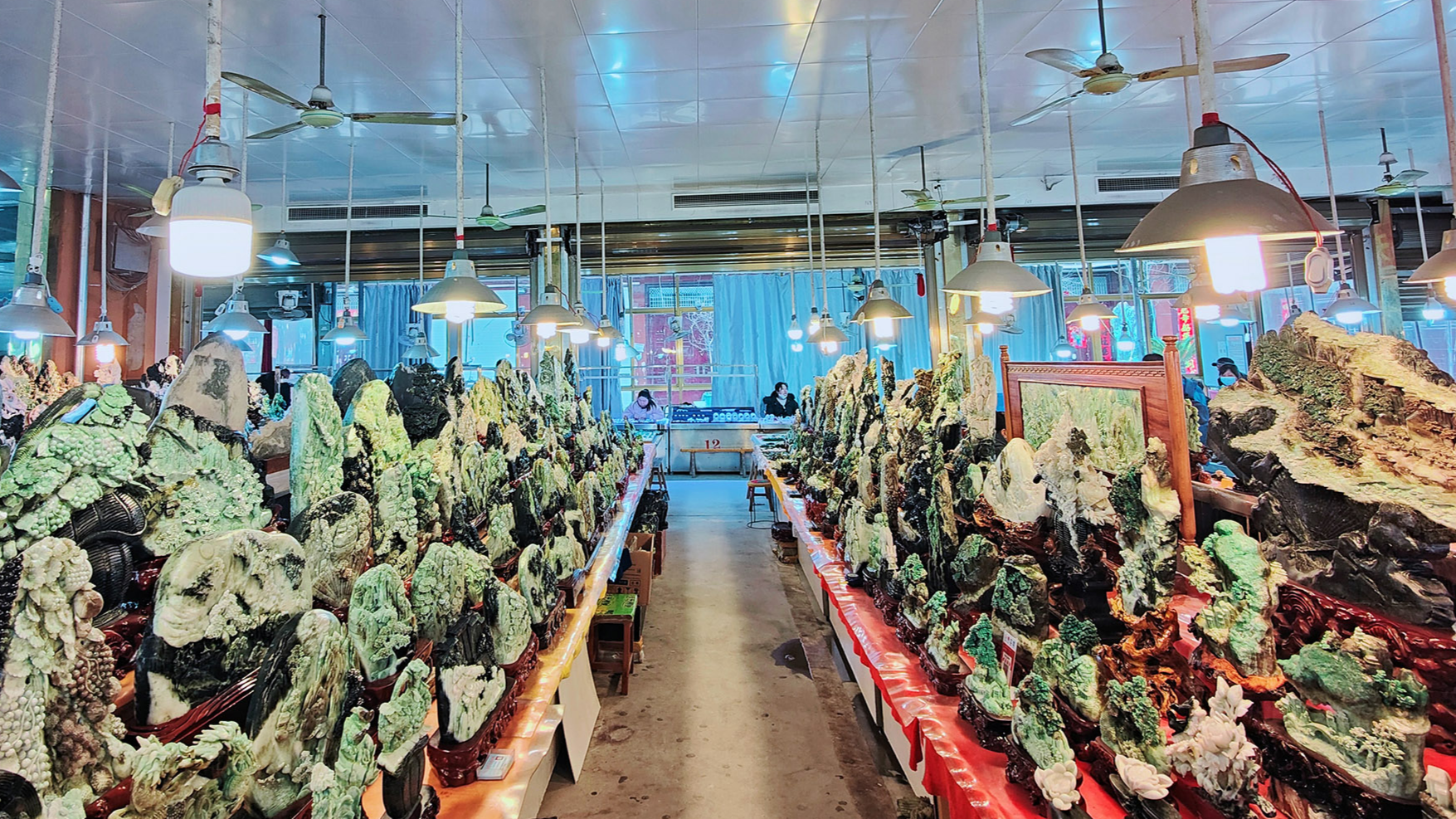 Jade craftsmanship helps carve out more opportunities