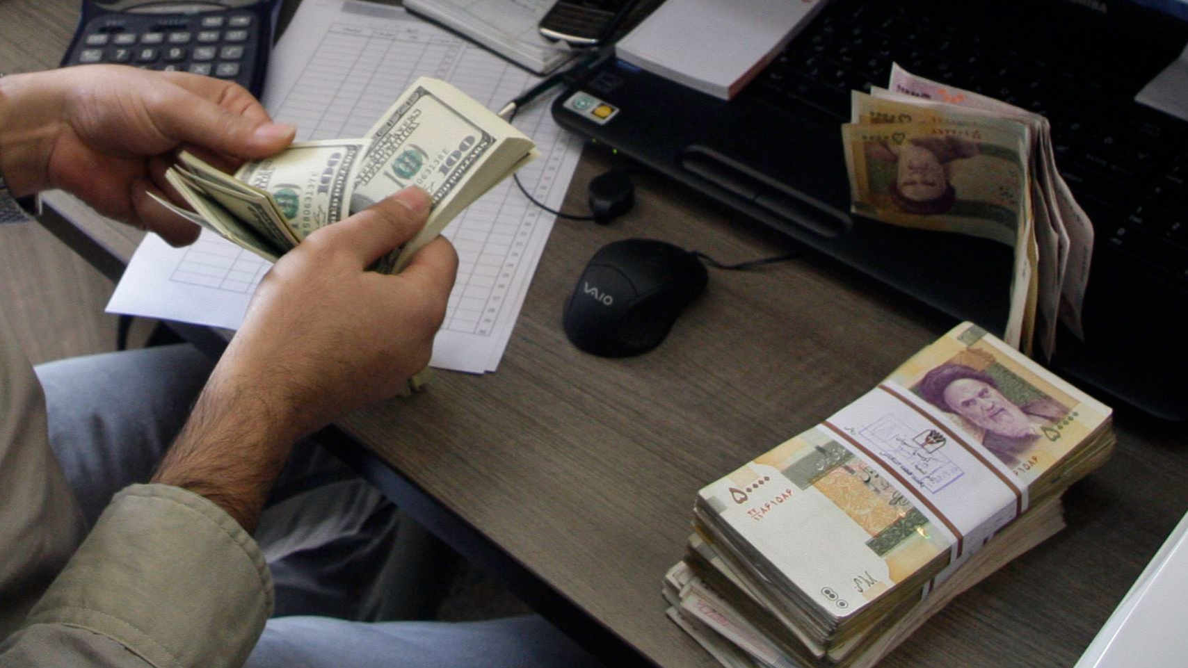 Iran, Bahrain start talks on release of Iran's frozen funds