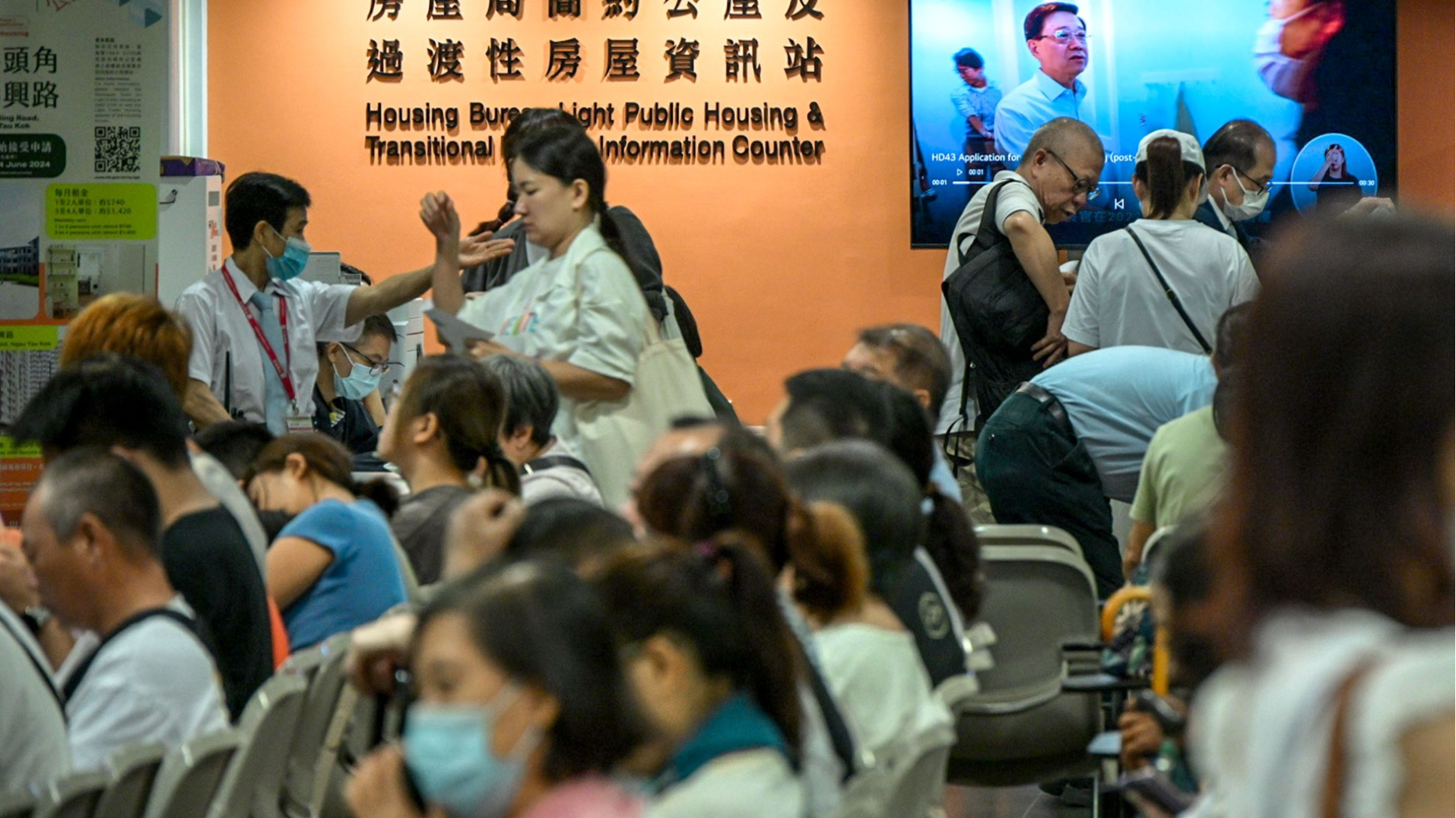 Over 10,100 HK people scramble for 4,400 light public housing units