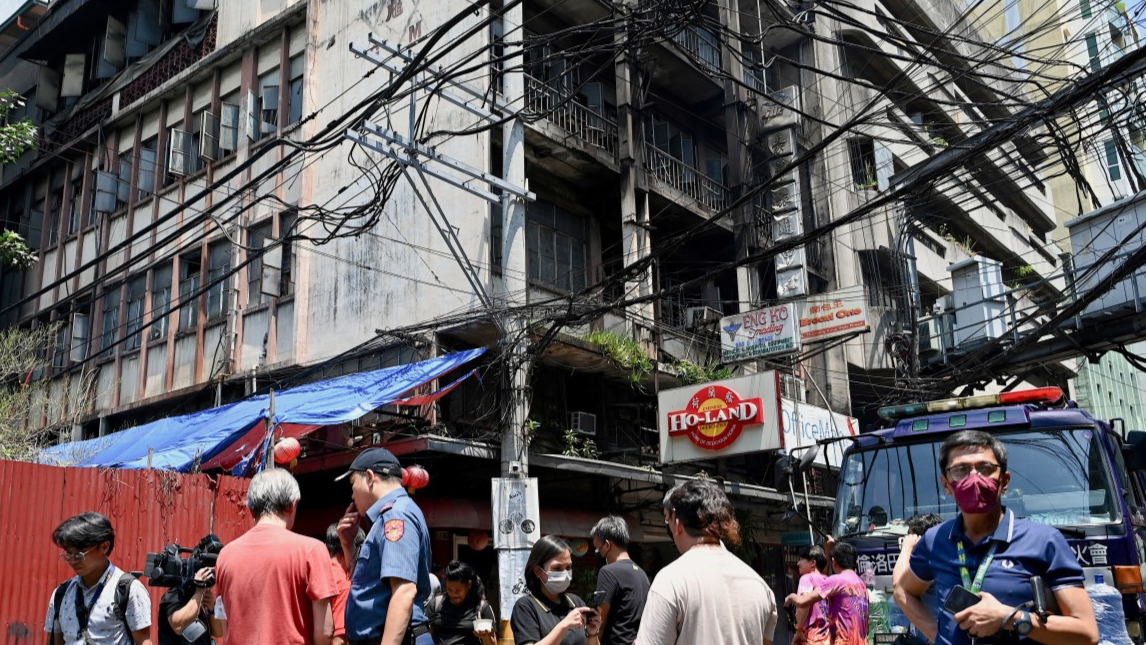 11 killed after fire hits building in Philippines' Manila