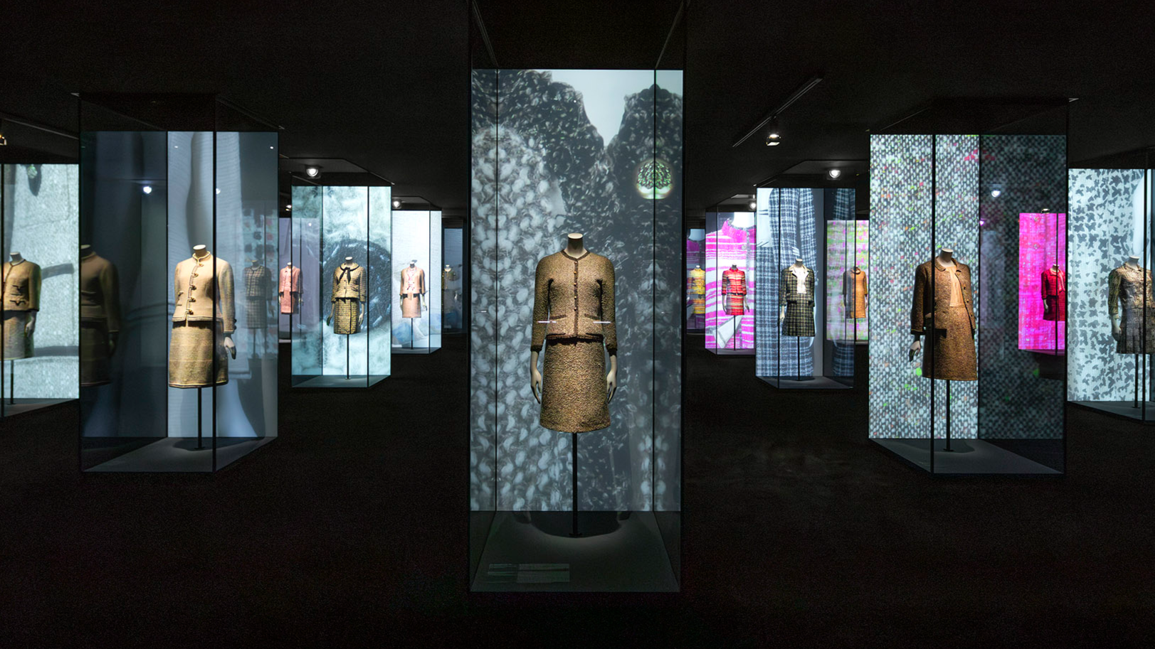 Exhibition honors iconic French designer who set the scene