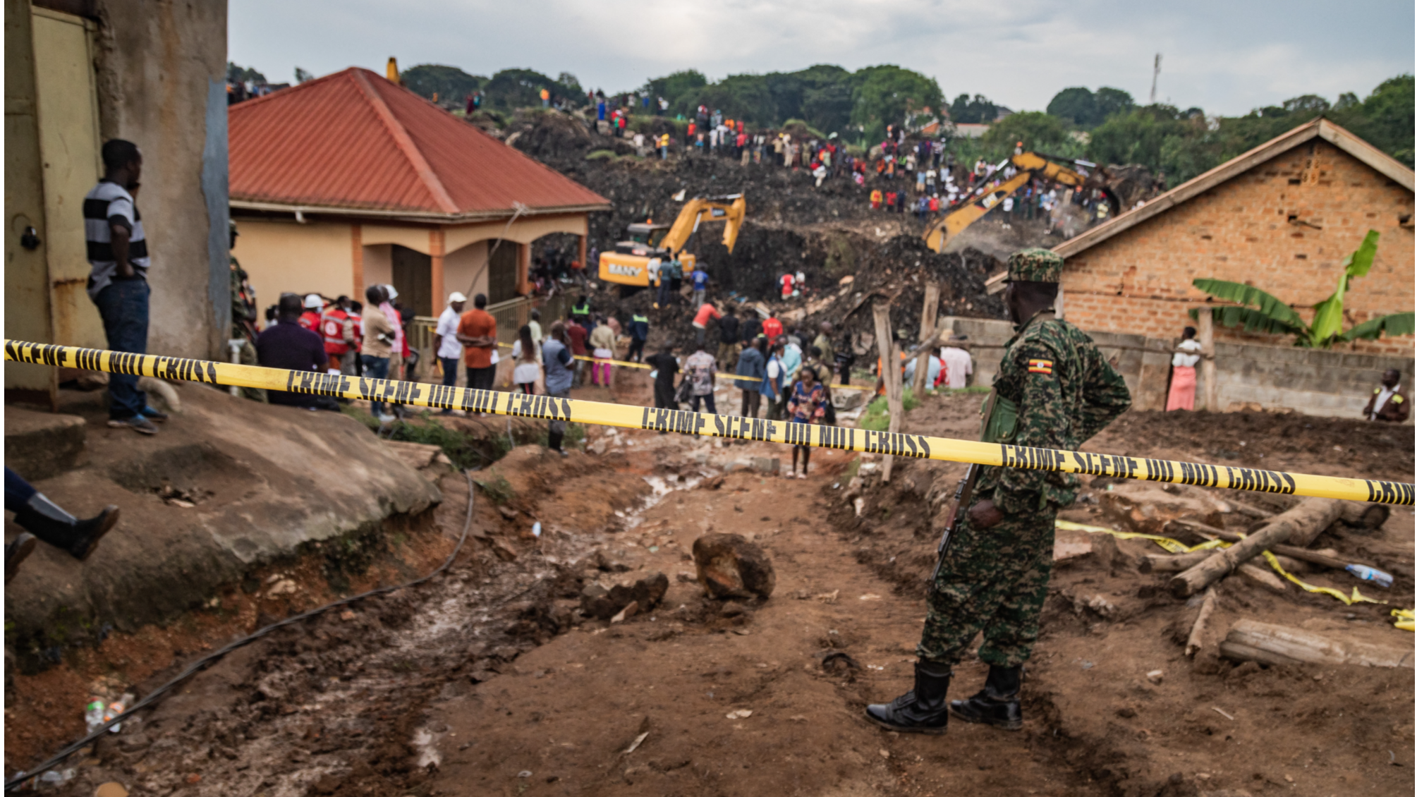 8 killed in garbage dump landslide in central Uganda