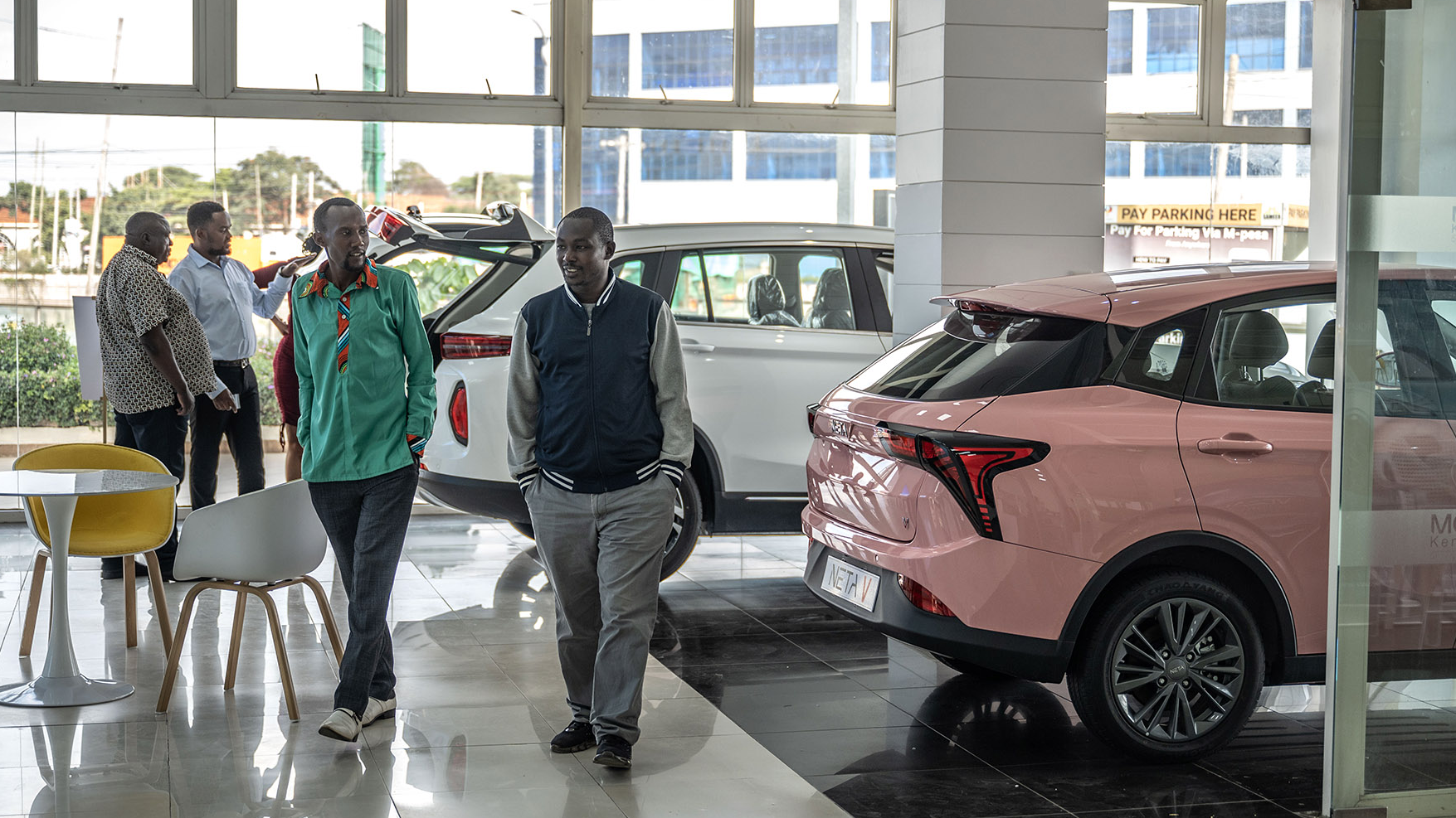 Chinese carmakers go global in two-way drive