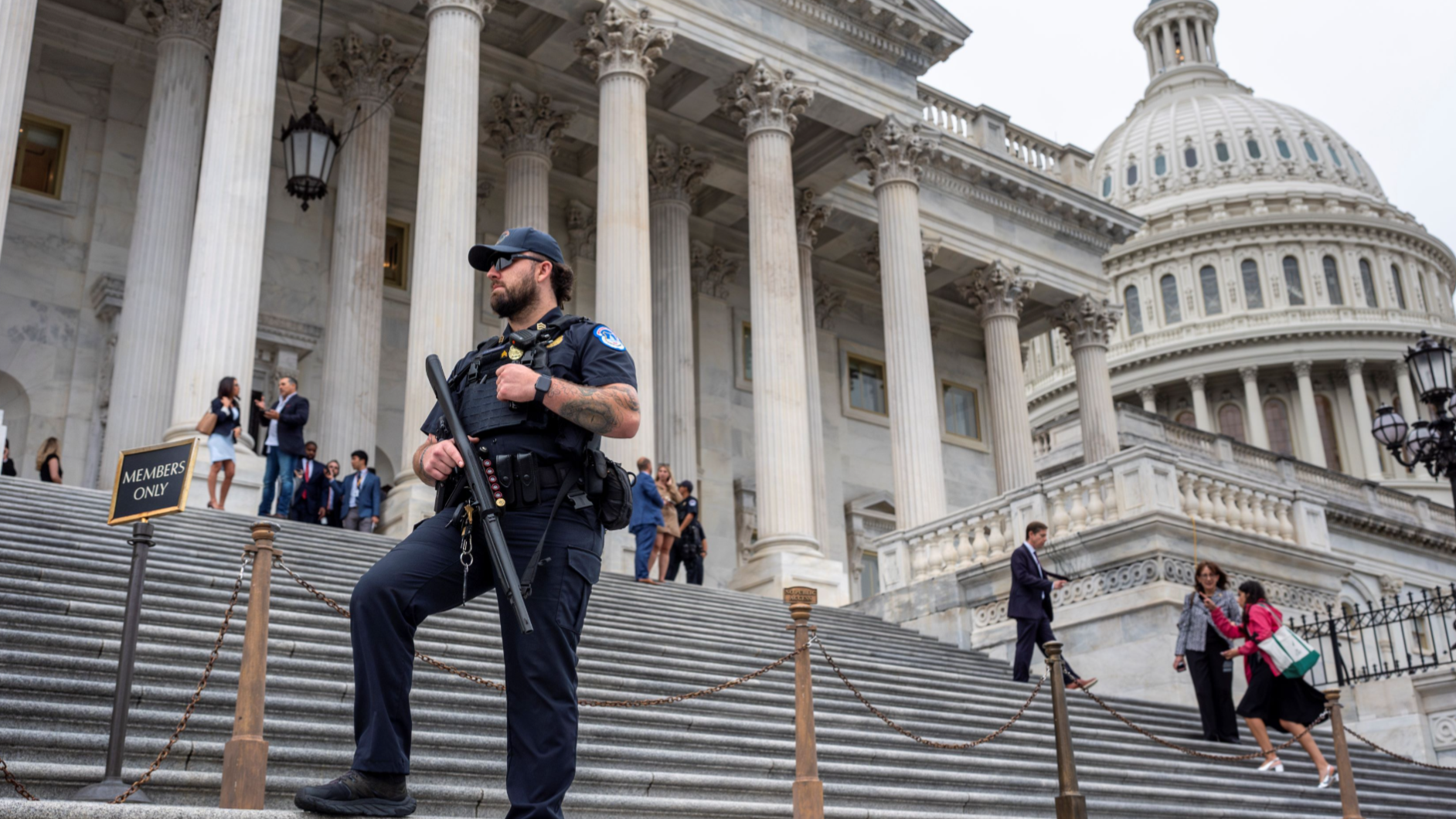 US Congress passes stopgap spending bill to avert govt shutdown