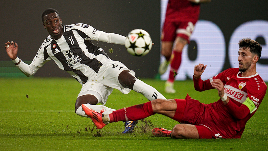Stuttgart's Toure strikes late to earn 1-0 win at Juventus
