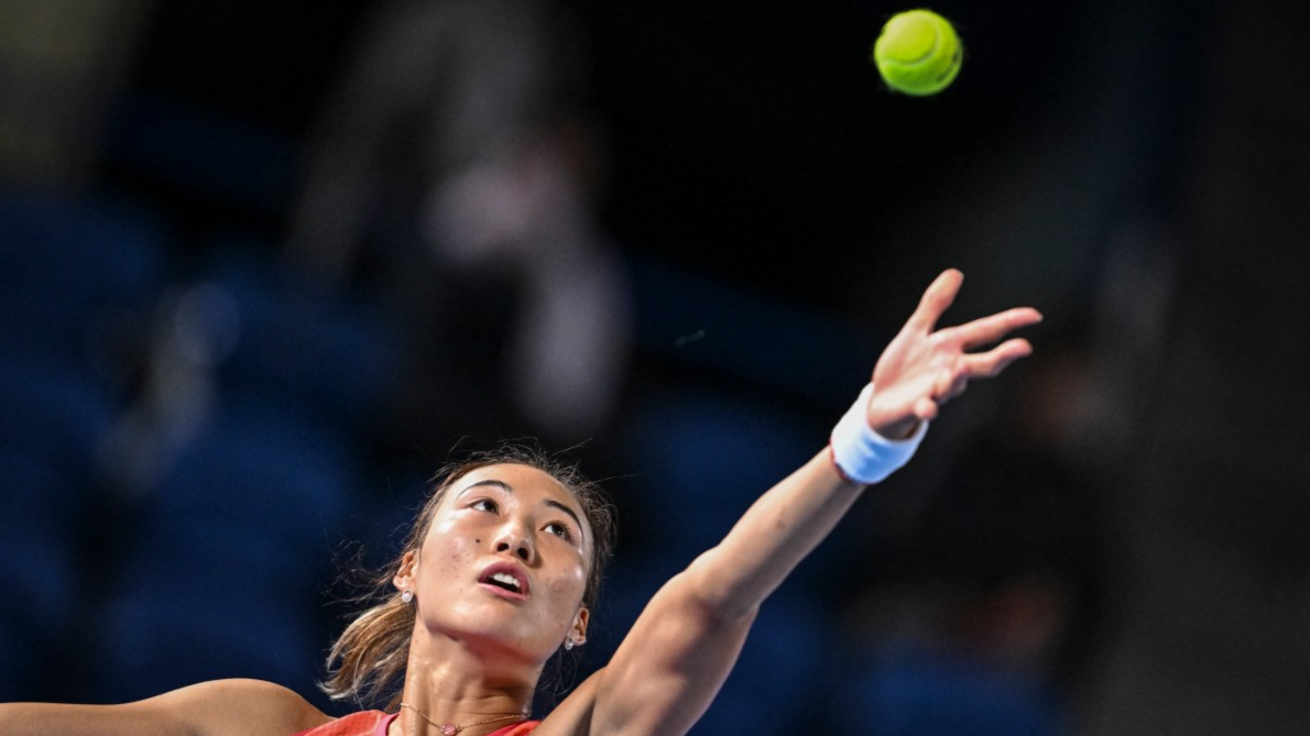WTA: Top seed Zheng Qinwen reaches Tokyo quarters