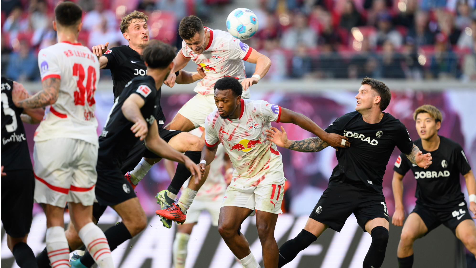 Leipzig overpower Freiburg to go top in Bundesliga