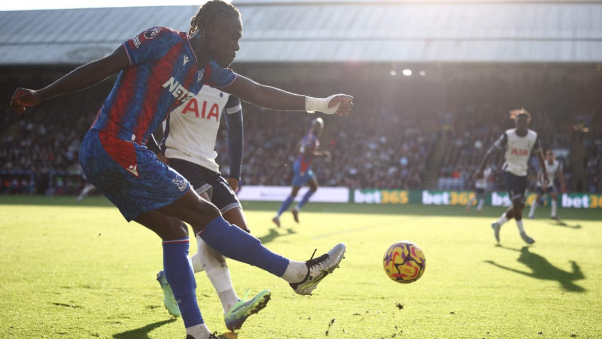 Crystal Palace claim first league win of season with 1-0 victory over Spurs