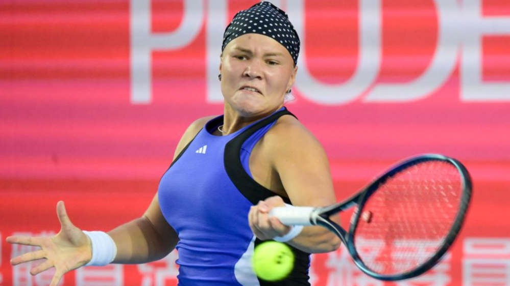 Russia's Shnaider wins WTA Hong Kong Open title