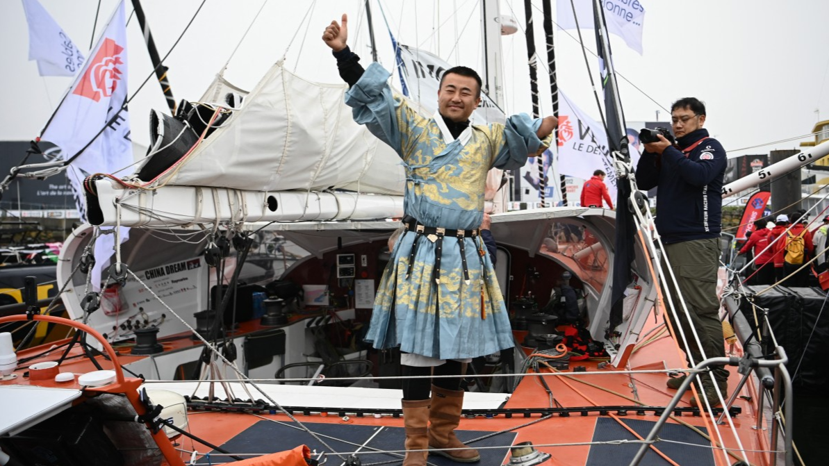 Chinese skipper Xu Jingkun makes historic debut in Vendee Globe
