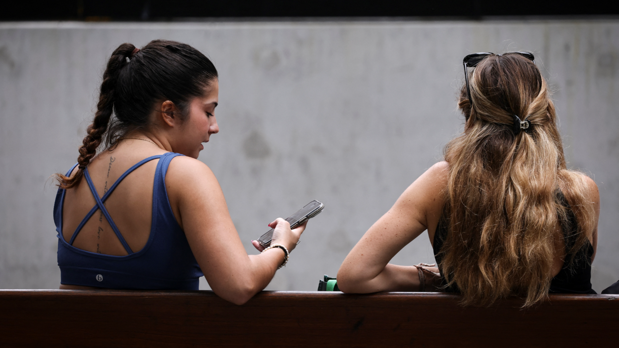 Govt report: Aussie gender pay gap remains above 20%