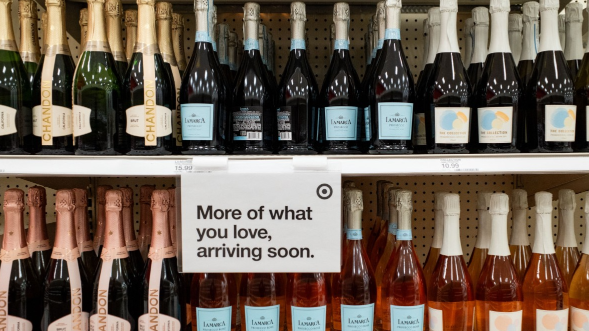 US surgeon general urges cancer warnings for alcoholic drinks