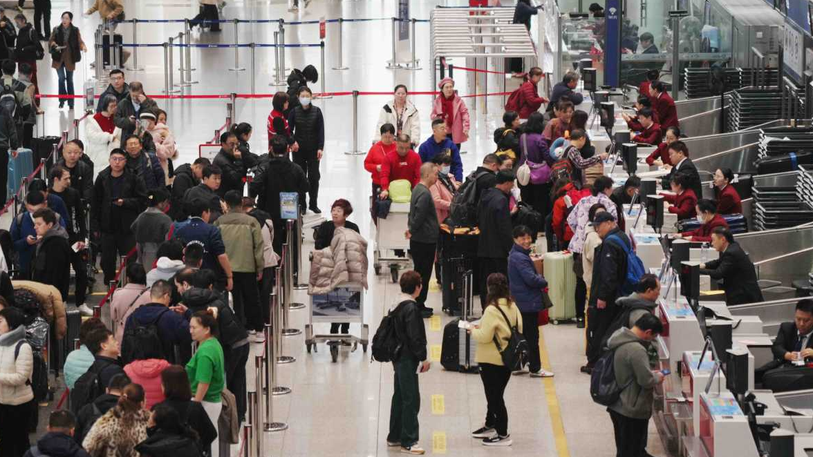 China to see 1.85m cross-border trips every day during holiday