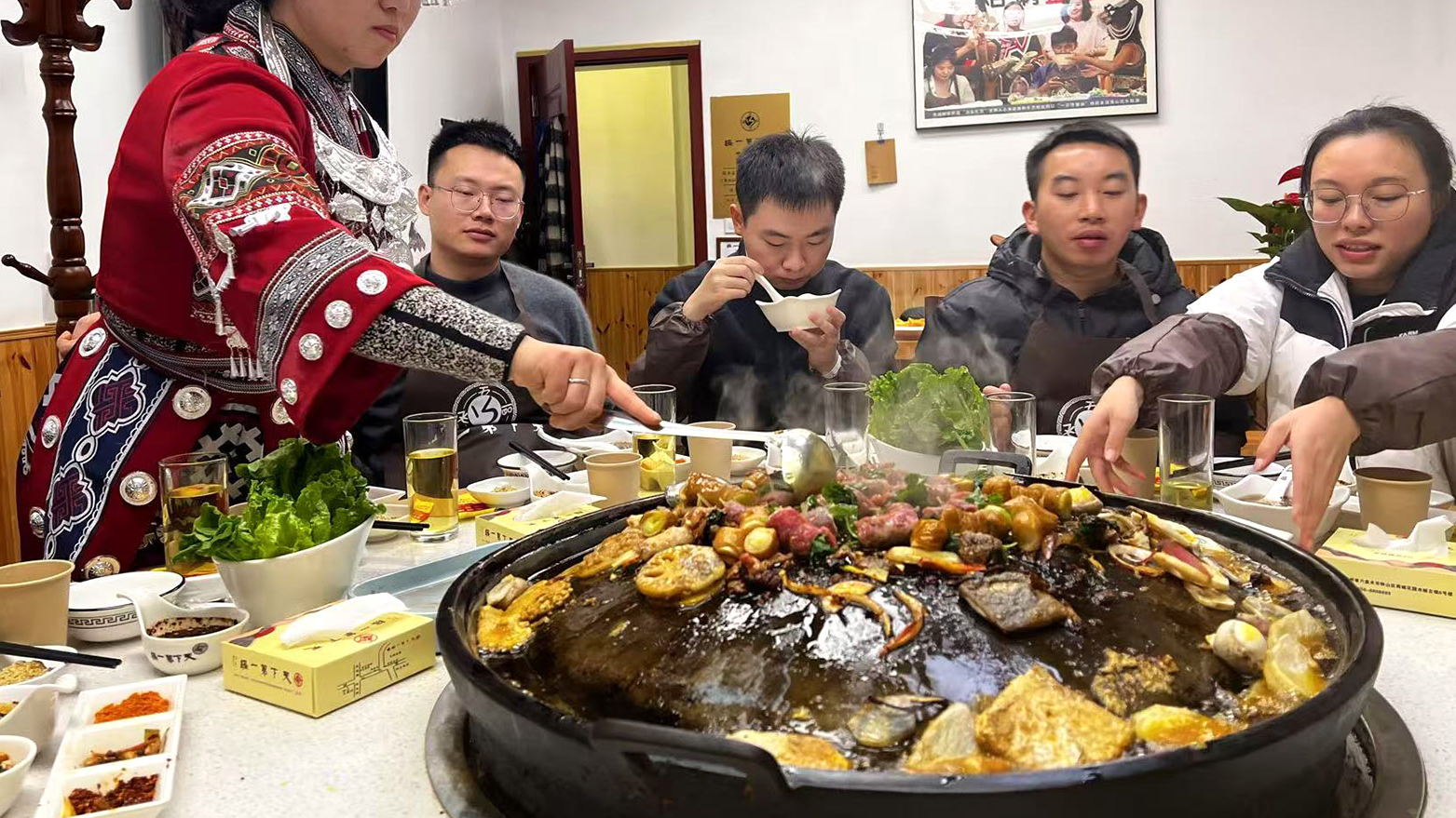 The intriguing tastes of Shuicheng's 'three pots'
