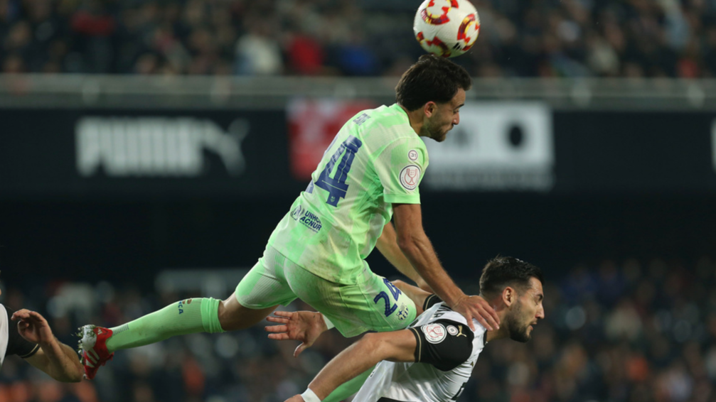 Torres hat-trick leads Barca to 5-0 cup demolition of Valencia