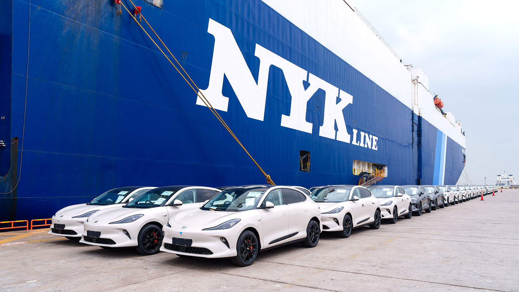 Chinese carmakers set sights overseas