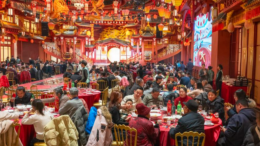 Multiple moves on table to spur consumption