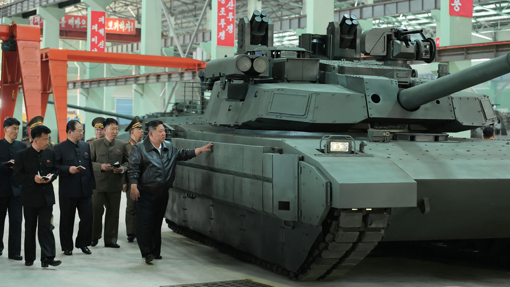 Top DPRK leader visits important tank factory
