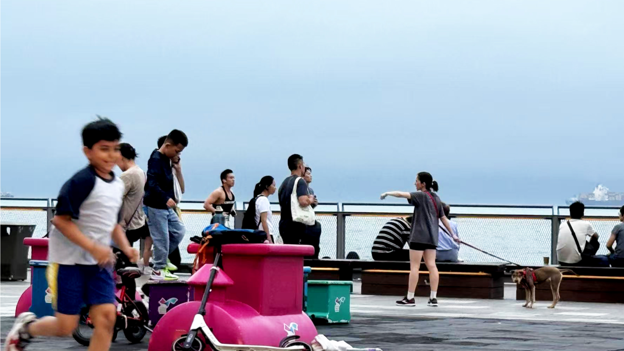 A relatively dry, bright April for Hong Kong