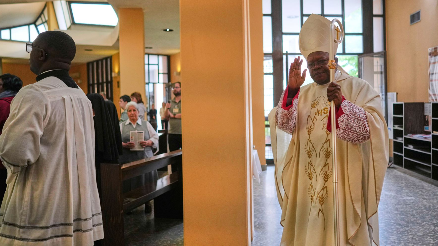 All cardinals who will elect new pope arrive in Rome ahead of conclave