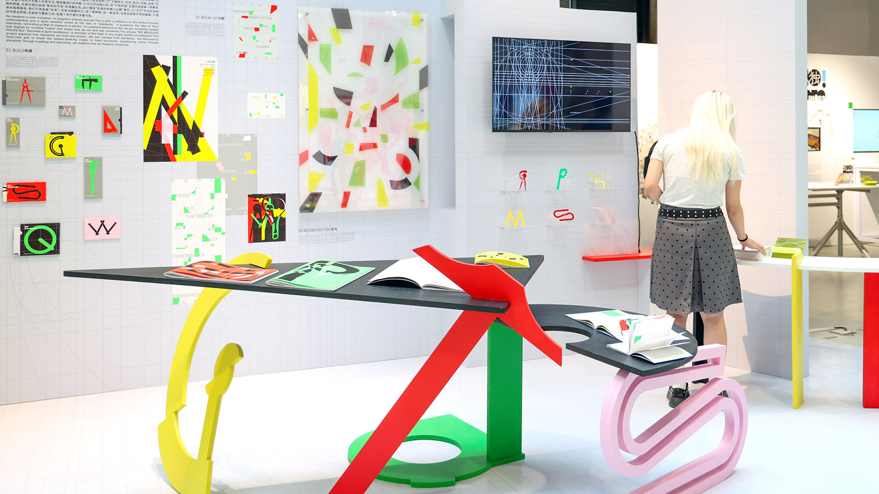 Evolution of creativity forms a gateway