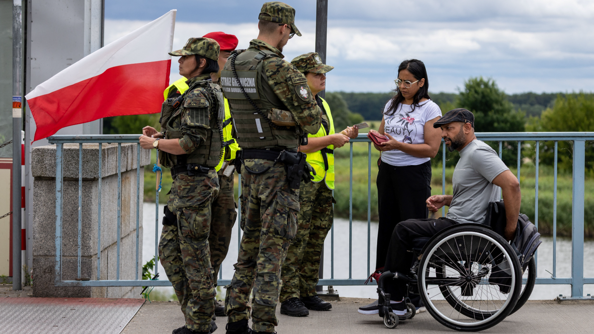 Poland reinstates checkpoints on borders with Germany, Lithuania