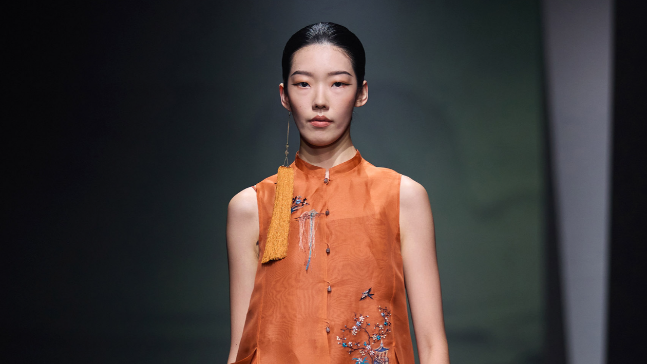 From 'battle robe' to fashion icon