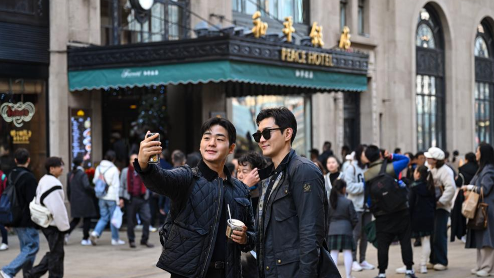 China's service trade grows 8% in first half of 2025