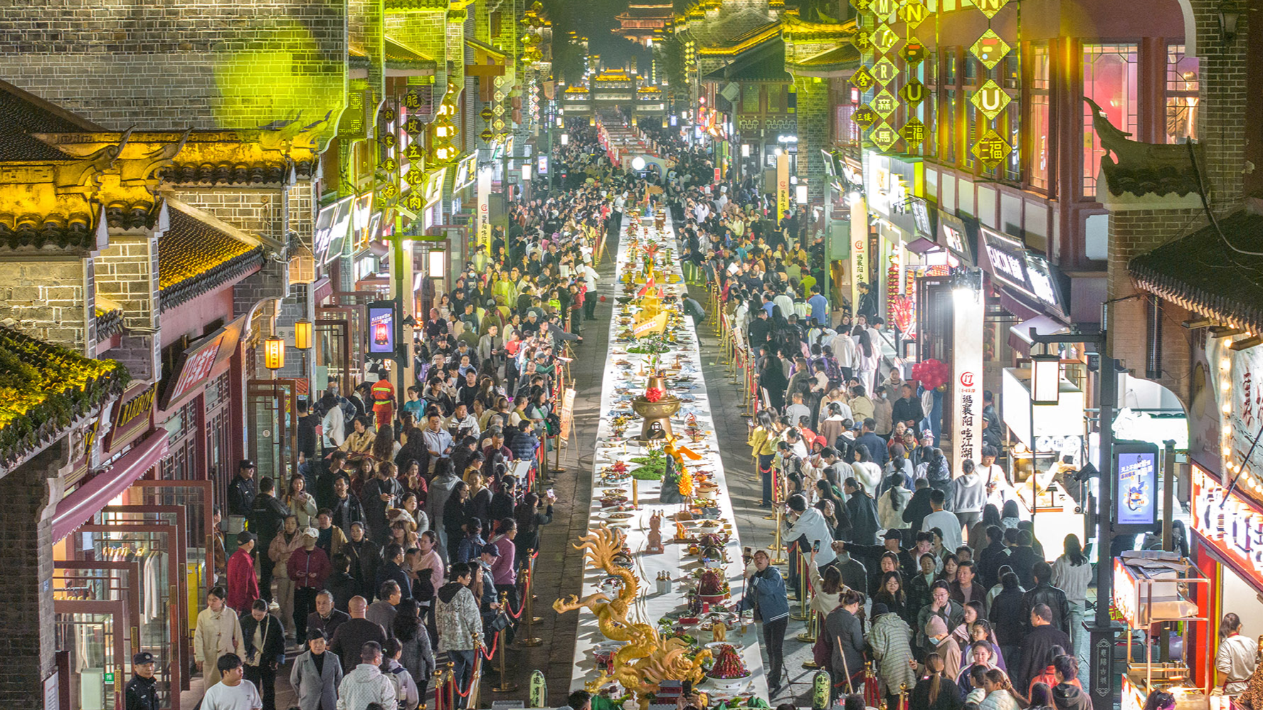 Shopping gala expands beyond one-day event